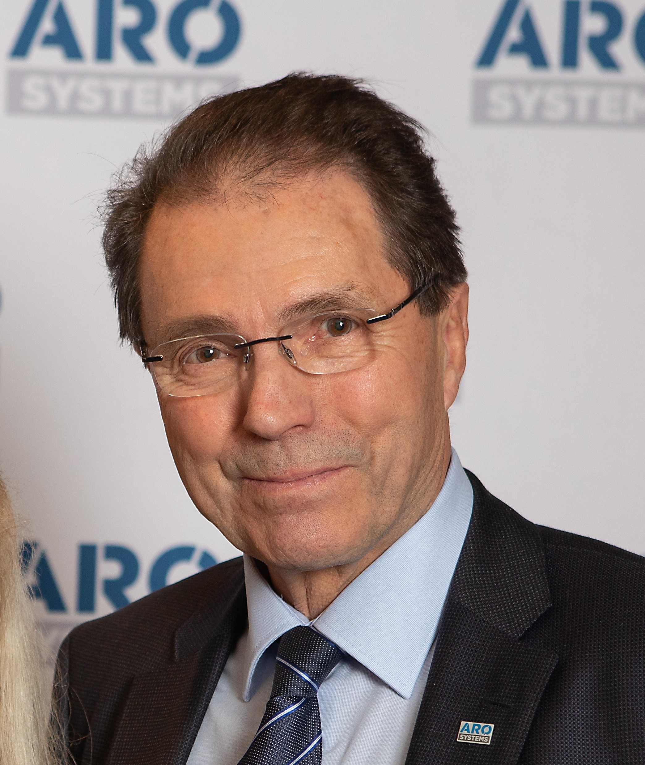 Aro Paavo - Yrittäjätietokanta